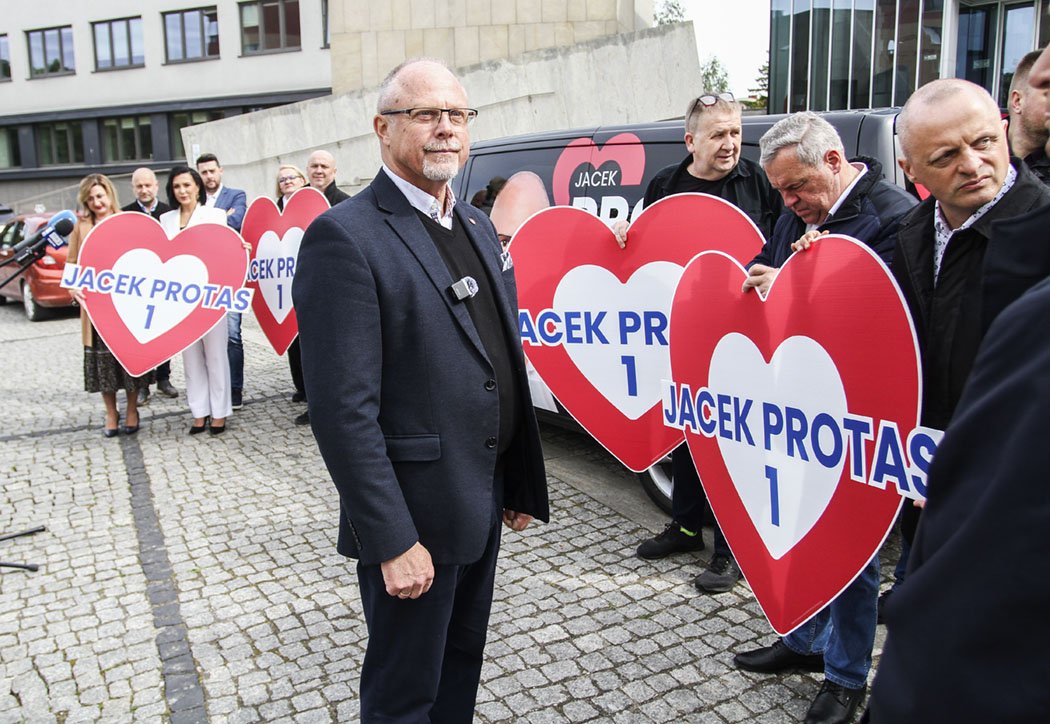 Eurowybory 2024. Jacek Protas zawiesza działalność... - Olsztyn