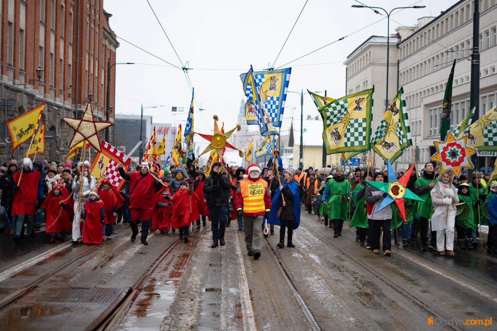 Barwny Orszak Trzech Króli przeszedł ulicami... - Olsztyn