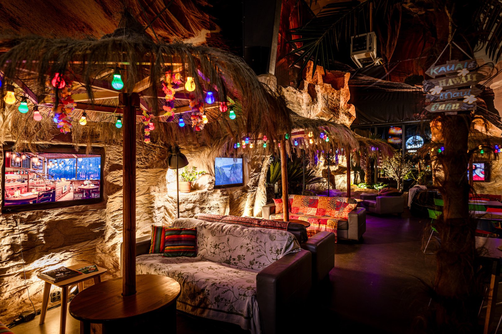 Hulala Hawaii Bar - Egzotyczna przestrzeń na... - Olsztyn